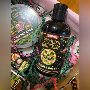 Twisted Allure | Bath & Body | Twisted Allure January 226 Happy Boo ...